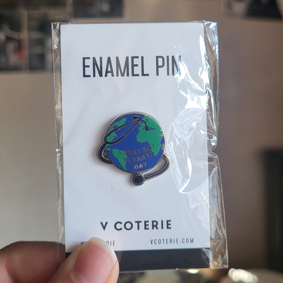 Figs | Accessories | Figs Earth Day Pin | Poshmark